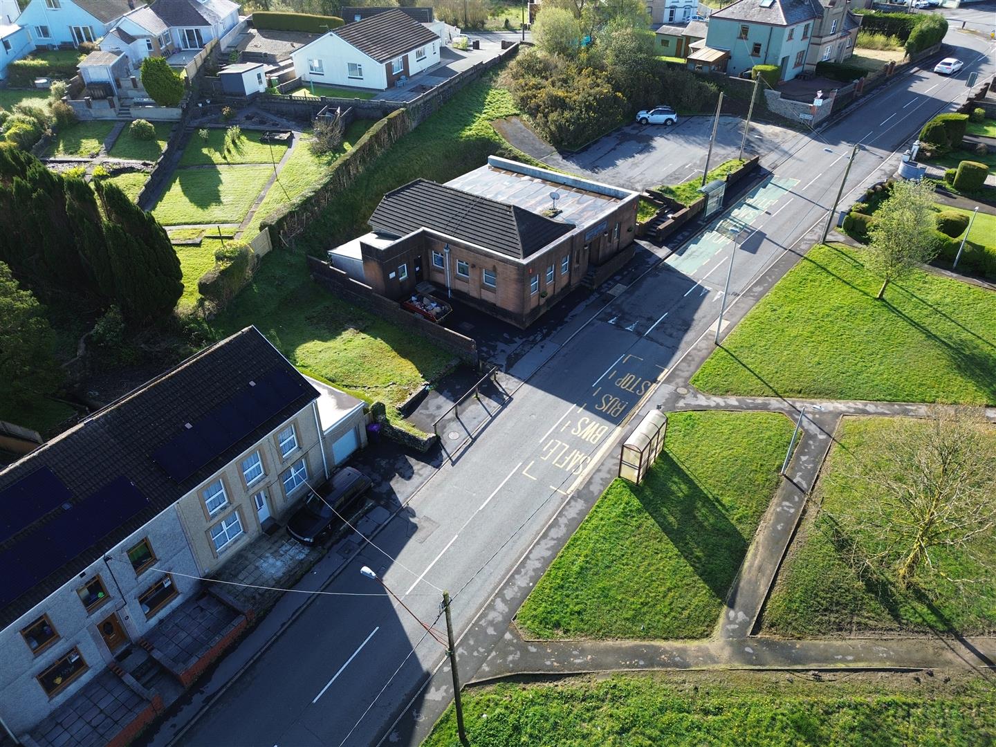 Heol Y Bryn, Upper Tumble, Llanelli – Terry Thomas & Co Estate Agents ...